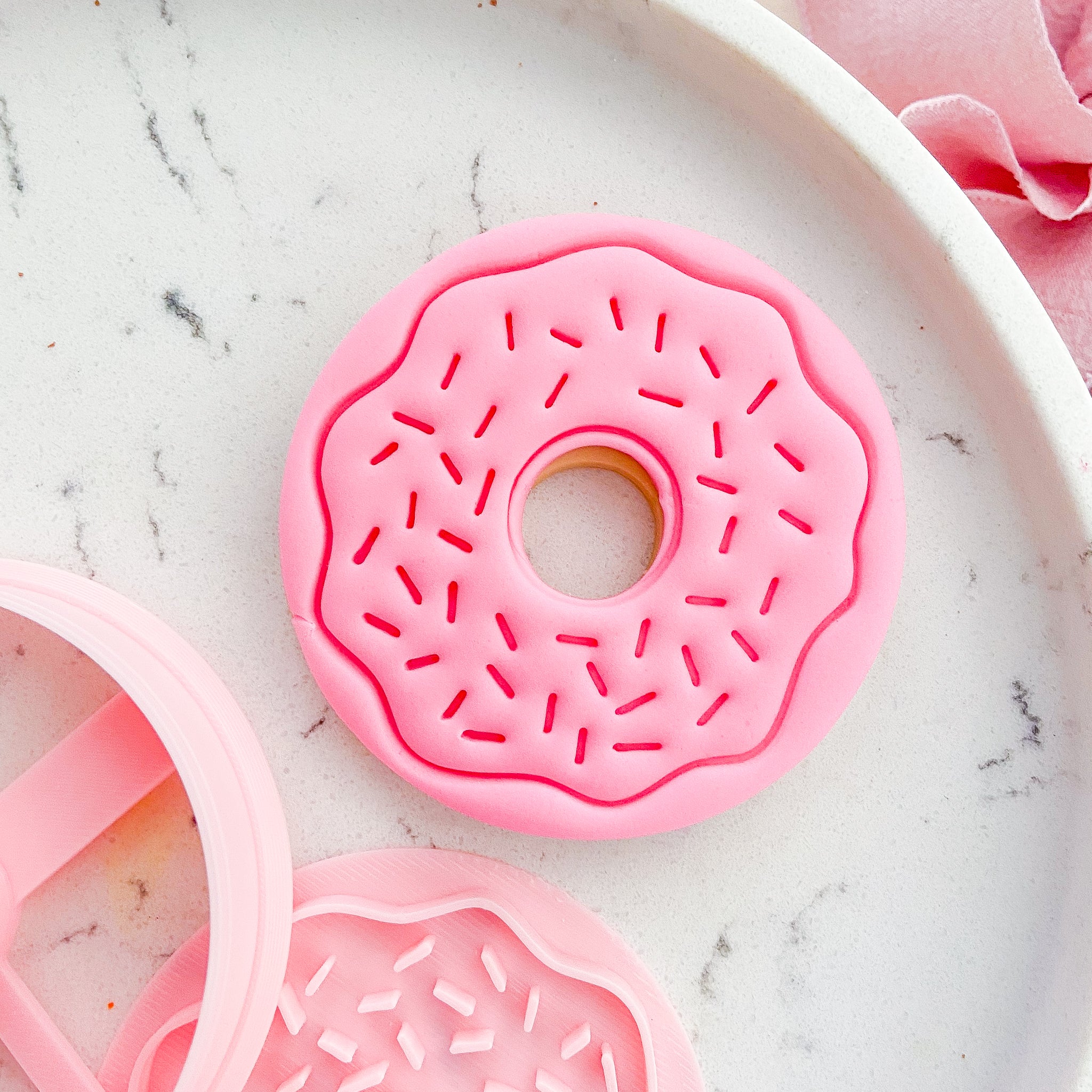 Cartoon Donut" Cutter & Stamp Set | Cookie Cutter | Happy Cookie Cutters