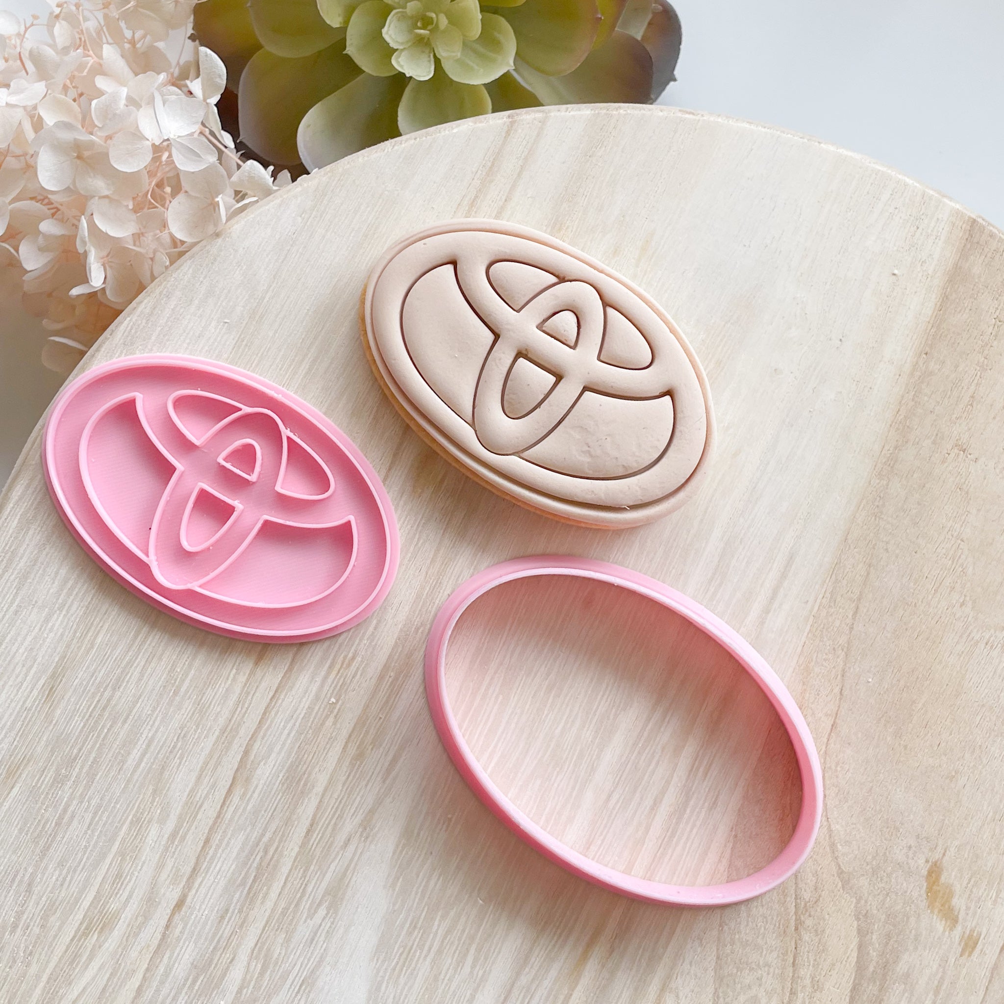 Toyota Logo" - Cookie Cutter & Stamp | Cookie Cutter | Happy Cookie Cutters
