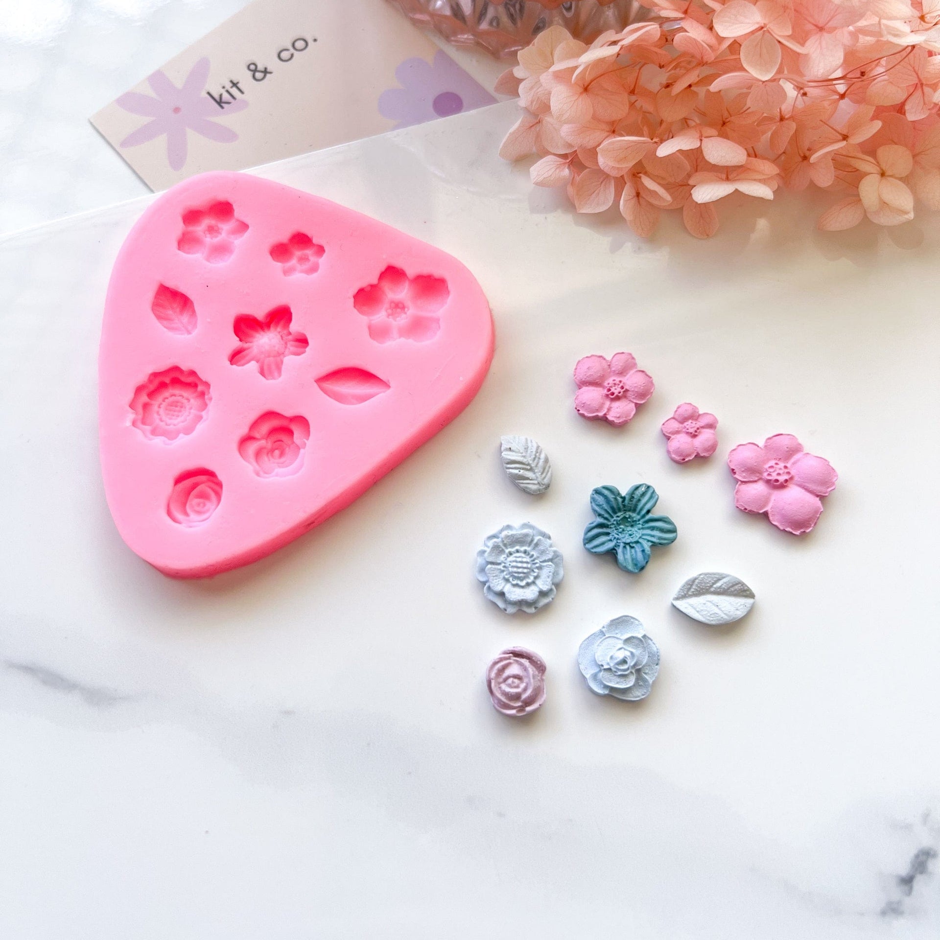 "Daisy Lane" - Silicone Mould – Happy Cookie Cutters